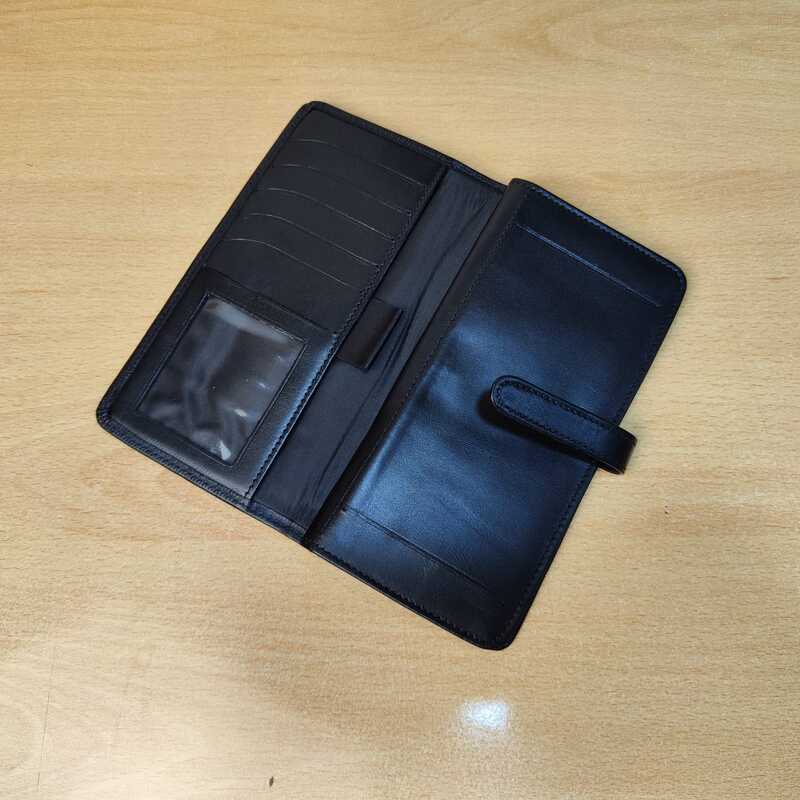 Chequera Deluxe Cuero Negra